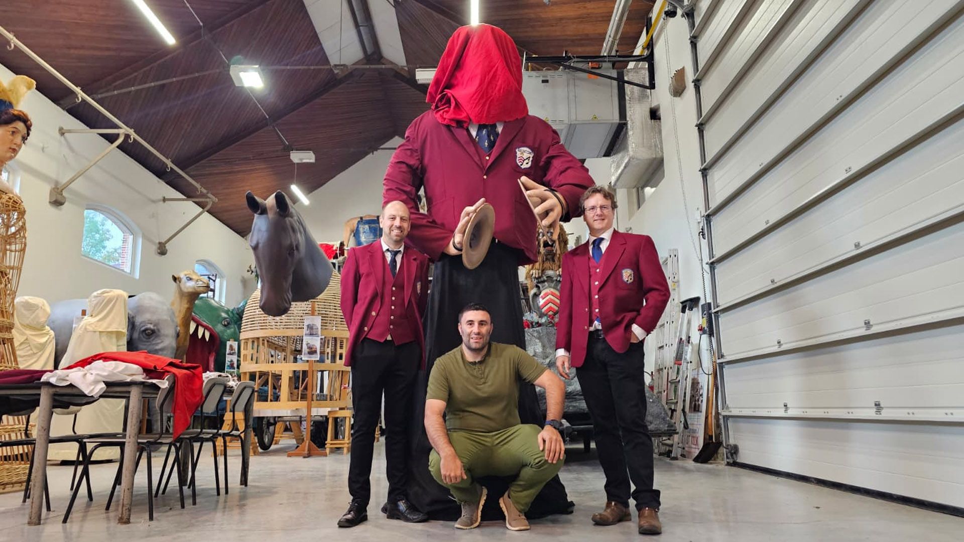 Nieuwe reus Leo XIII viert 100 jaar Harmonie in Lier | RTV